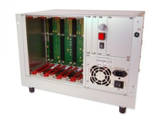 6U OpenVPX development chassis, 19" rack-mountable 4-slot starter cage ...